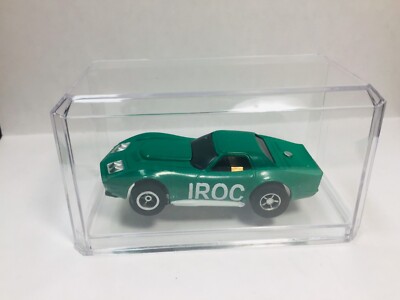 AFX tras Green IROC CORVETTE Auto World Chassis & Display case Aurora ...