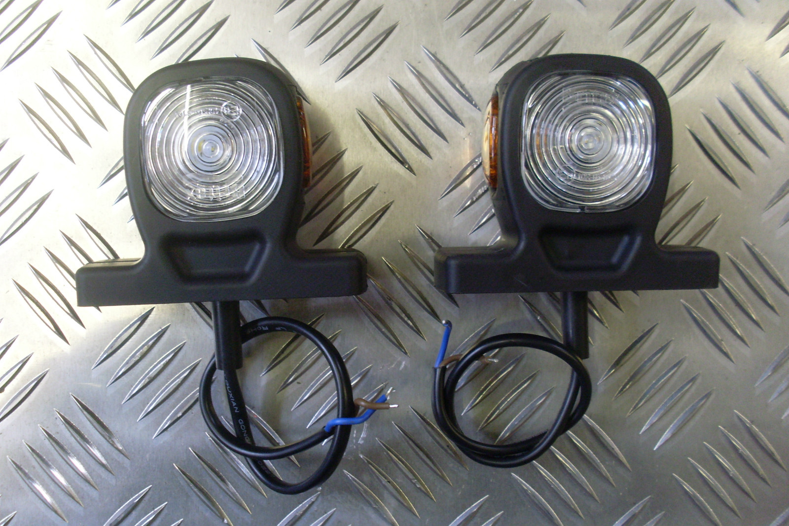 BRITAX LED RUBBER MARKER LAMP DUAL VOLTAGE L450.110.LMV | eBay UK