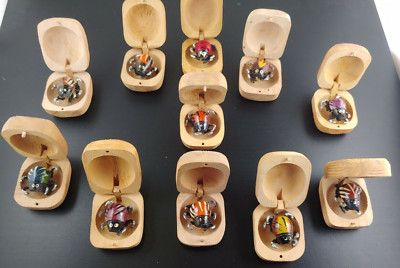 Handmade Bug In A Box Gag Toy Gift Moving Legs Novelty Bug in a nut ...