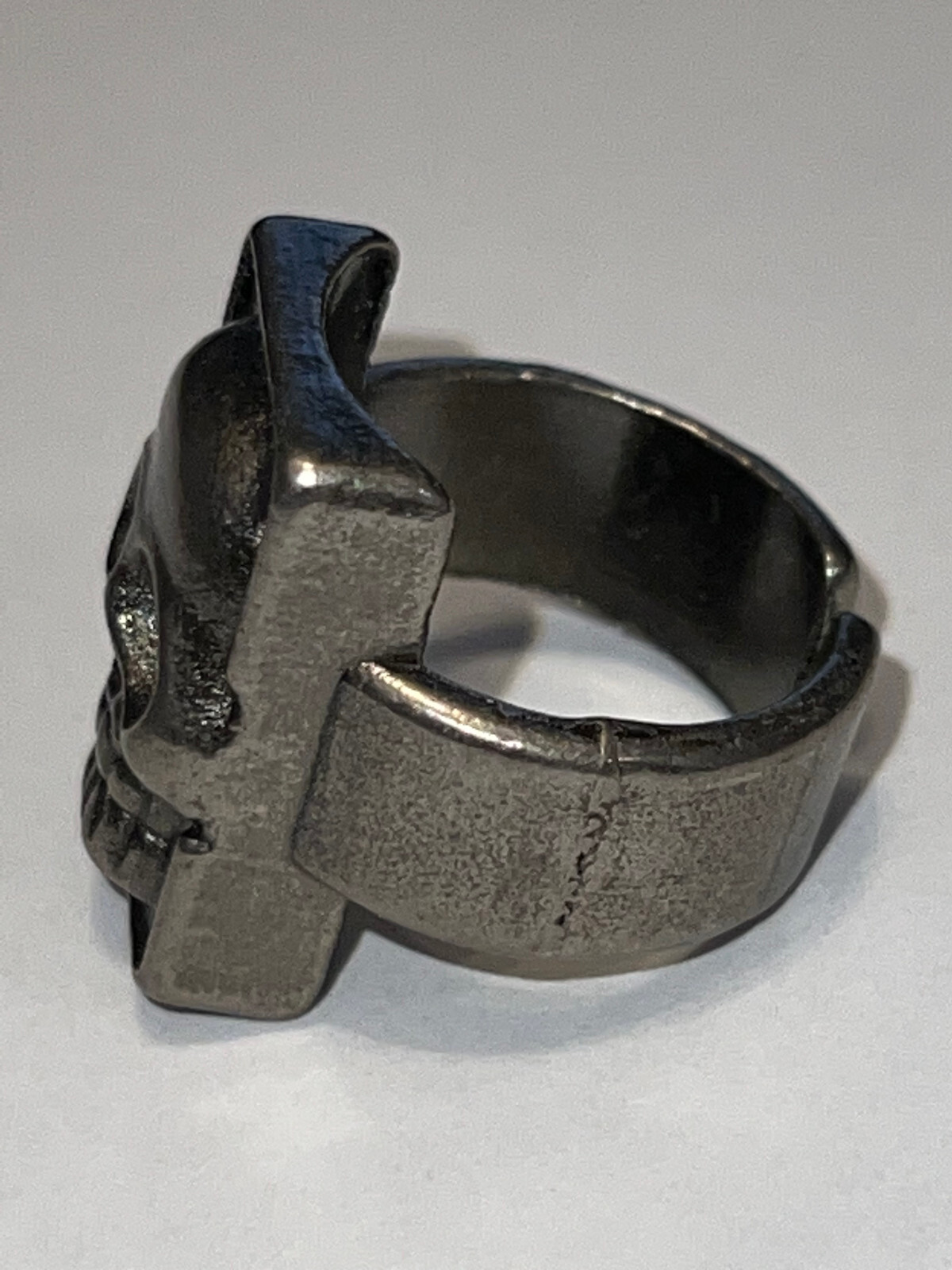 The Ghost Who Walks Phantom Skull Ring From the 1996 Movie Giveaway +A ...