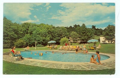 Stroudsburg, Pennsylvania, Countryside Cottages Swimming Pool ...