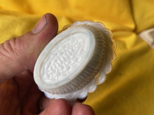 Miniature Hen Chicken On Nest W/ Eggs glass vintage kitsch | eBay Australia