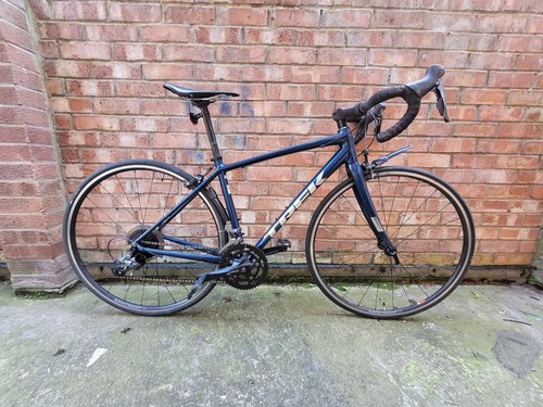 Trek Domane al 2 unisex road bike in Mulsanne Blue | eBay UK