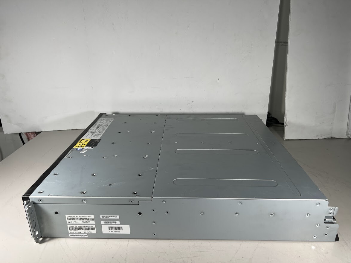 IBM FC 5887 | 17X SSD 387GB| 2X ESM Environmental Services | 2 POWER ...