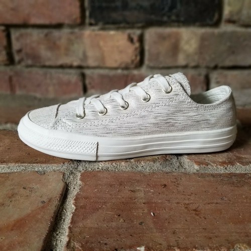 Converse Chuck Taylor All Star Gold Metallic Low Top Size 2 Shoes ...