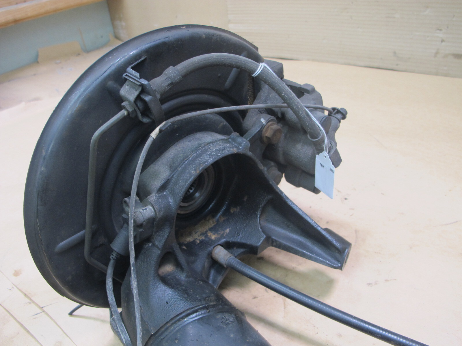 🥇96-02 BMW E36/7 Z3 REAR RIGHT TRAILING ARM KNUCKLE WHEEL HUB BEARING ...