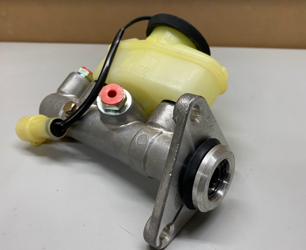 Miyaco Brake Master Cylinder - 25-01513 / 47201-32020 - Fits Toyota ...
