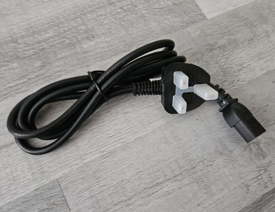 2 Pin/3 Pin UK Mains Lead Cable & Plug For PS4 Pro & Xbox One & Xbox ...