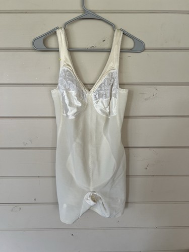 Adonna White CORSELETTE 4 Garters Girdle Lace Split Crotch 40C | eBay