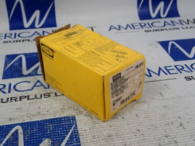 Receptacles & Outlets - Female Twist Lock