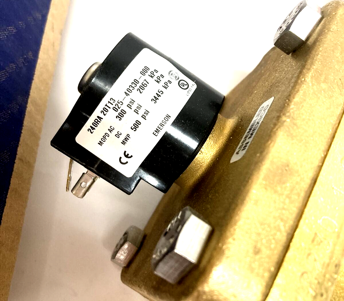 Emerson 025-40330-000 1-1/4" Refrigerant Solenoid Valve, 120V/50-60 New ...