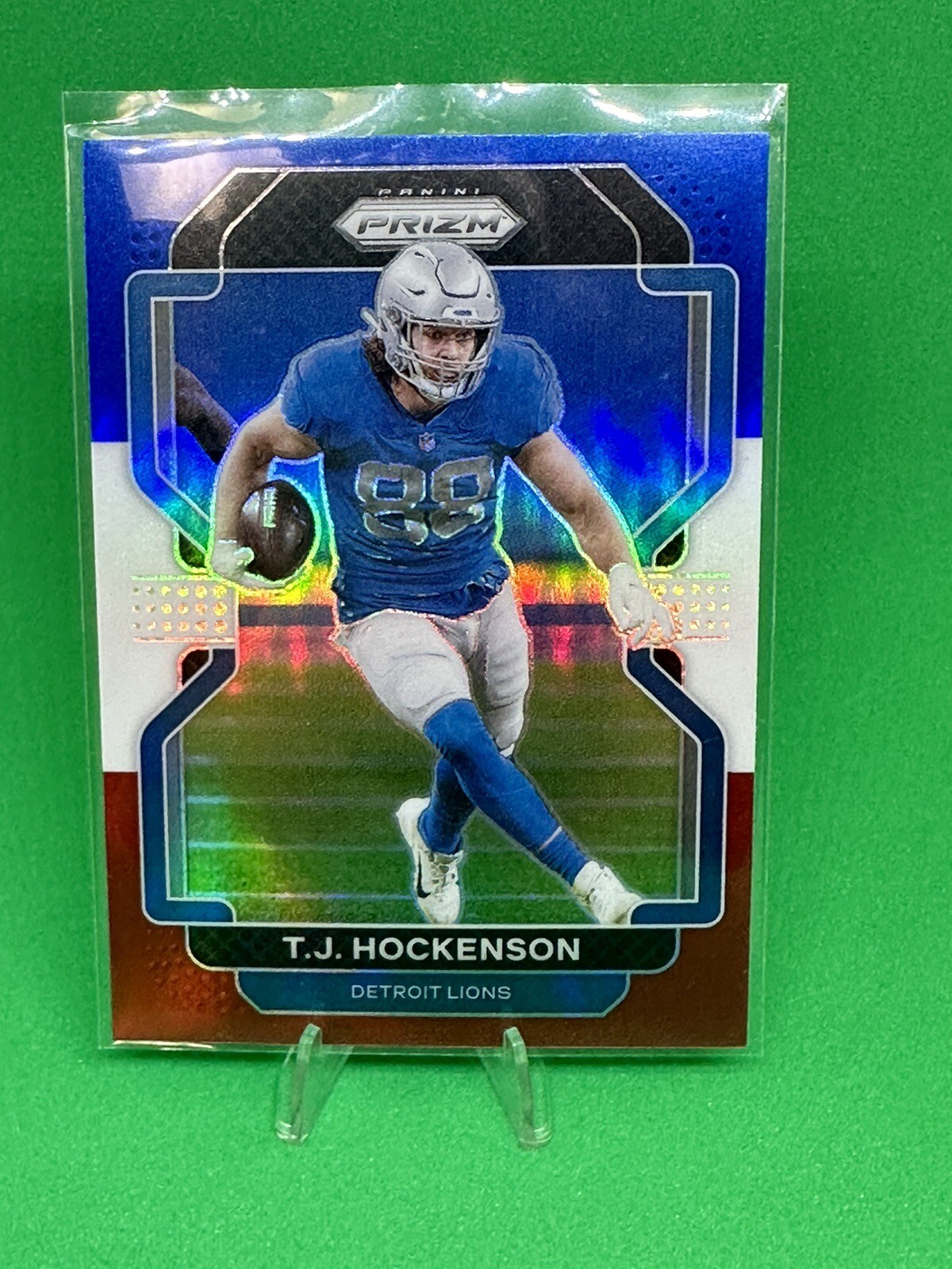 T.J. Hockenson 2021 Panini Prizm #147 Red White & Blue Prizm Detroit ...