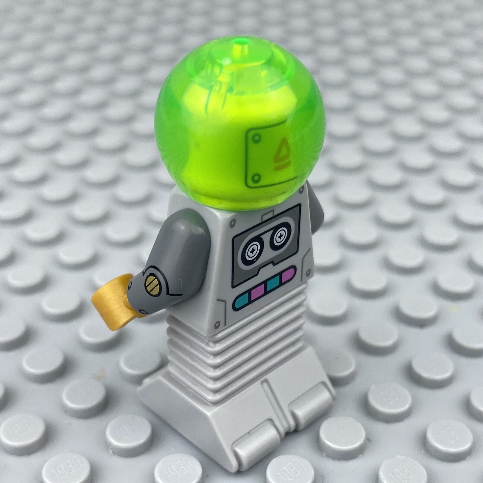 LEGO Robot Butler Minifigure Collectible Series 26 - Minifigure Only | eBay