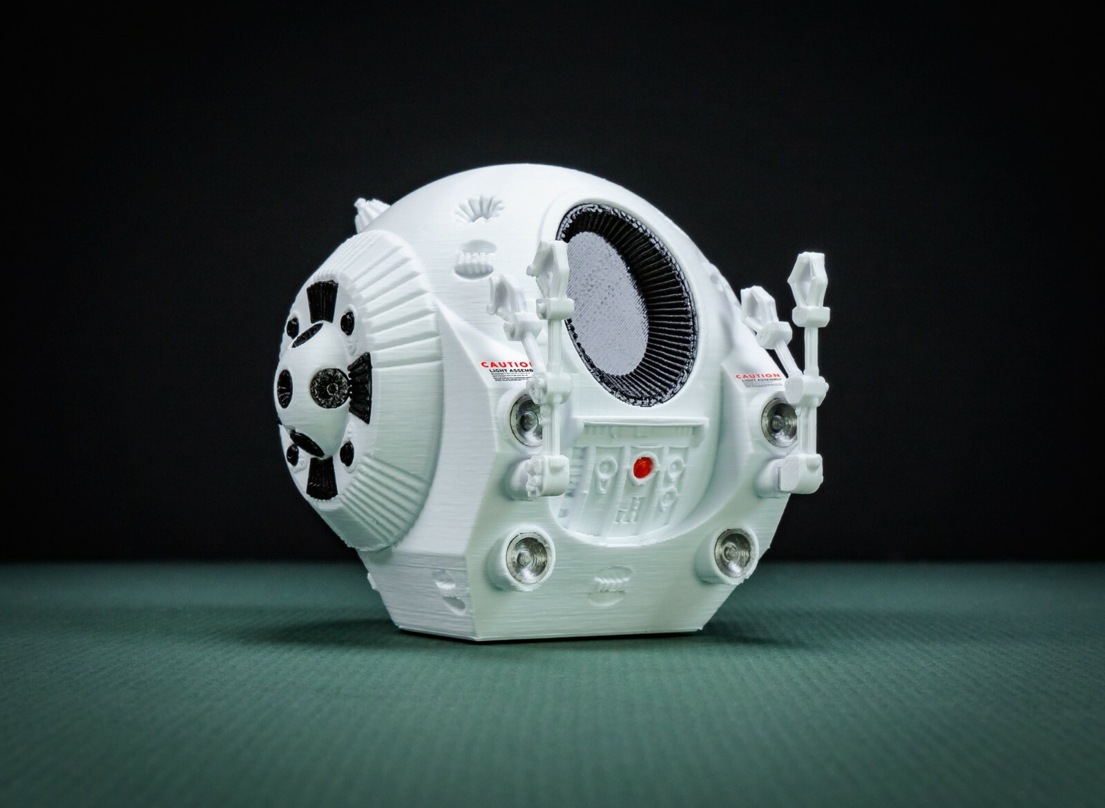 EVA Pod | 2001 a space odyssey | Plastic model | Capsule | Spacecraft ...