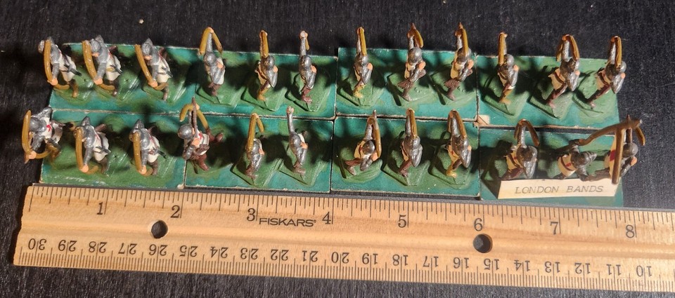 ESSEX MINIATURES LONDON BANDS BRITISH LONGBOWMEN LOT OF 24 PAINTED ...
