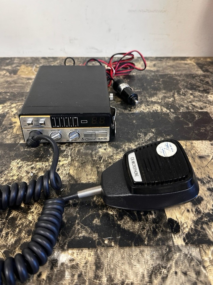 Vintage Cobra 19 Plus CB PA Base Radio with Microphone - Tested ...