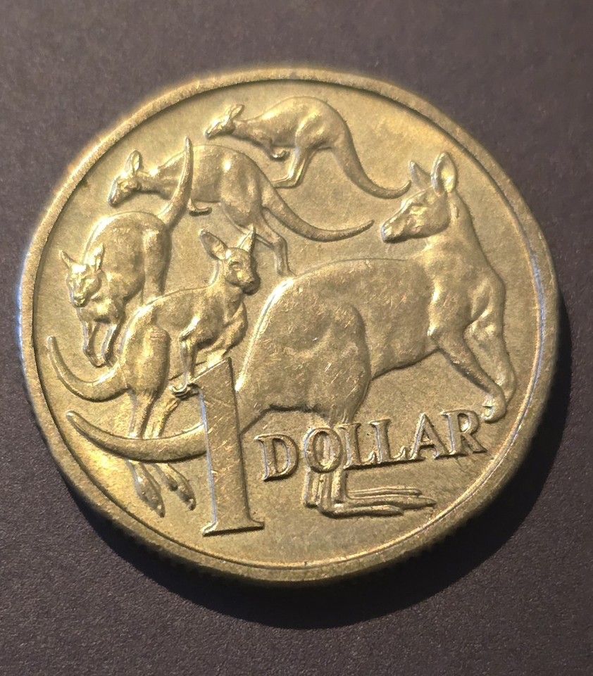 1984 Australia $1 One Dollar Collectable Coin, Mob of Roos, Elizabeth ...