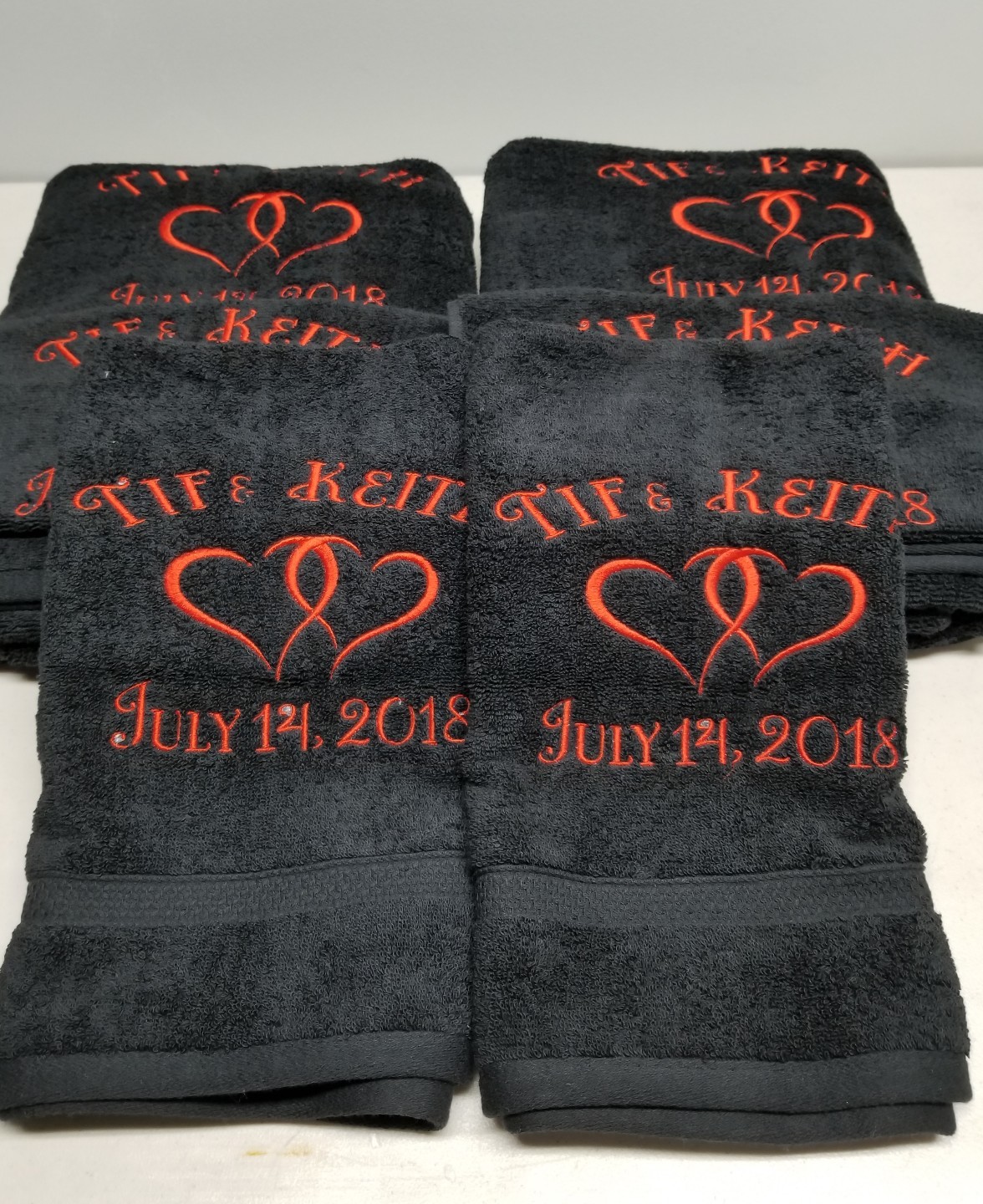 Wedding Hearts Anniversary Towel Set, Personalized Wedding Towel Gifts ...