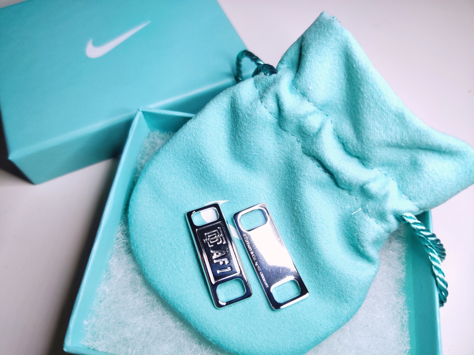 SOLD OUT Tiffany & Co. x Nike Air Force 1 Dubrae Sterling Silver Set of ...