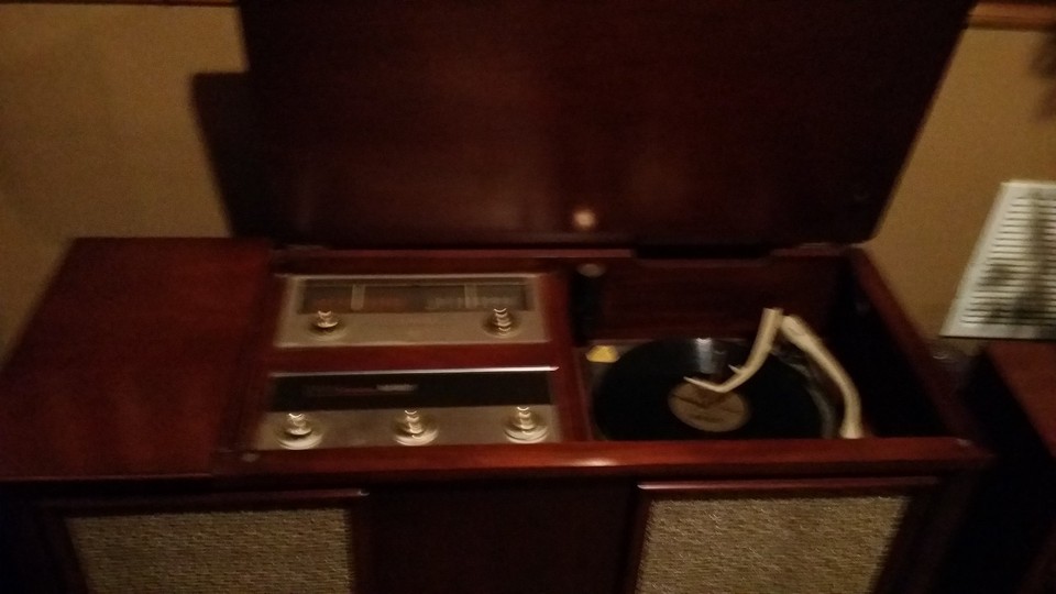 VINTAGE MID CENTURY ZENITH CONSOLE STEREO RECORD PLAYER RADIO | eBay