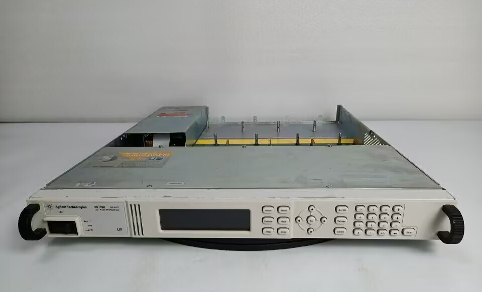 HP/Agilent N6700B Low-Profile Modular Power System Mainframe, 400W, 4 ...