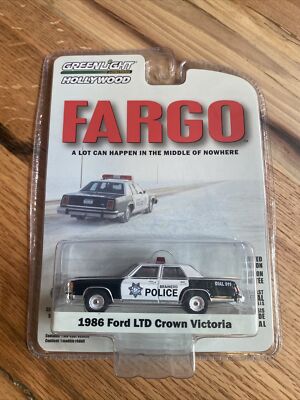 2022 GREENLIGHT 1986 FORD LTD CROWN VICTORIA FARGO HOLLYWOOD SERIES 35 ...