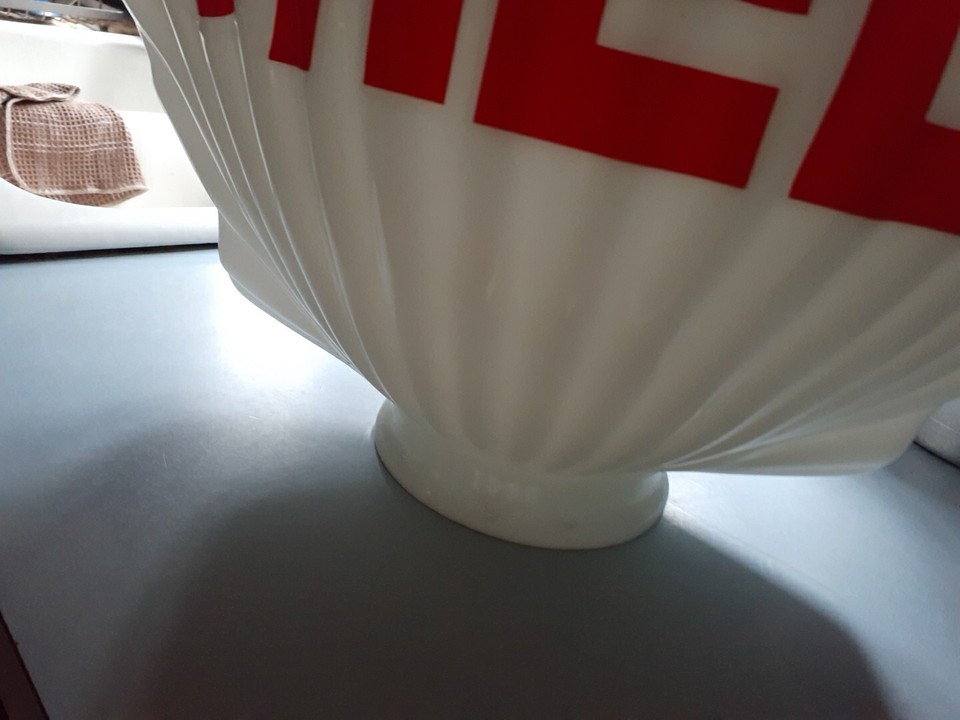 VINTAGE RARE ORIGINAL 18” Milk Glass Clam Shell Gas Pump Globe | eBay