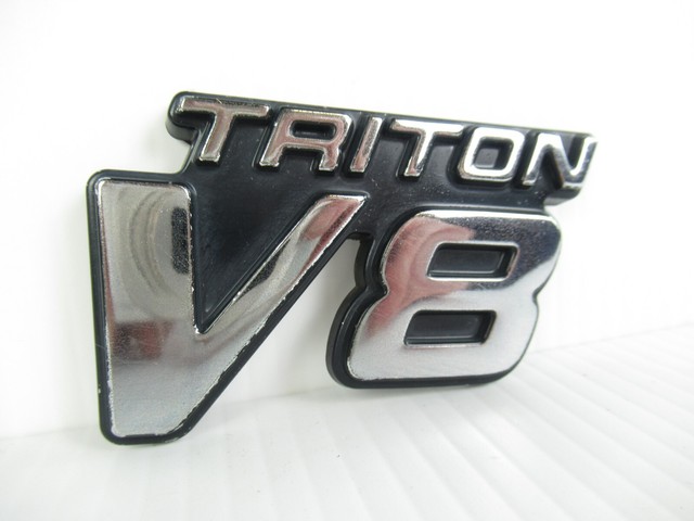 Ford Triton V10 F250-350-450 Fender Emblem Genuine OEM F81b 16702 BA ...