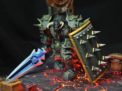 World of Warcraft Tauren Statue Figure Resin Painted Collectible GK ...