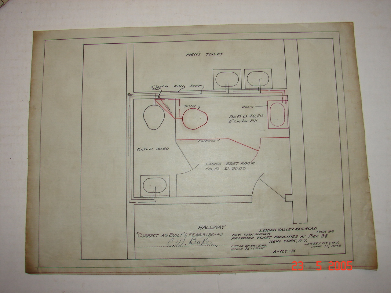 LVRR CO - New York, N Y - 1943 - Pier 38 Toilet Facilities | eBay