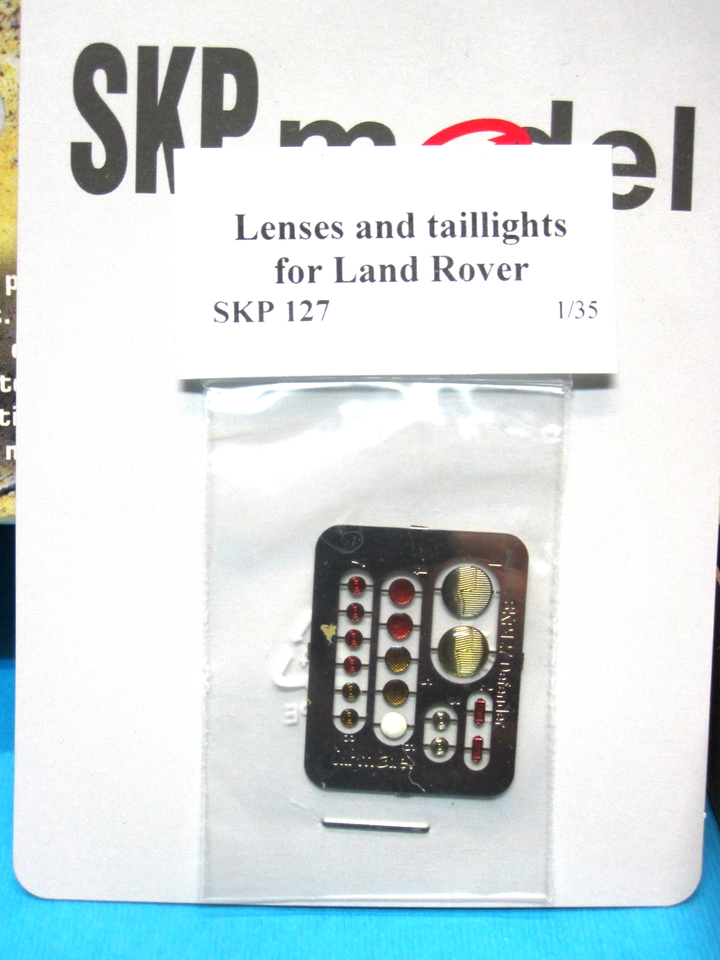 AK 35012 1/35 scale LAND ROVER 88 SERIES IIA Rover 8 w/ AFTERMARKET ...