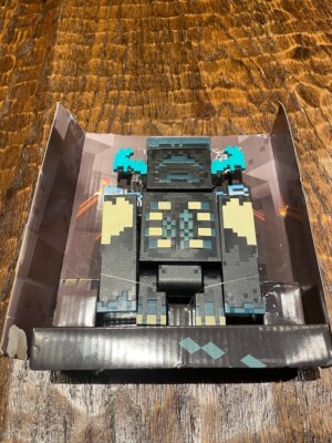 Minecraft WARDEN Action Figure BATTLE LIGHTS & SOUNDS - DAMAGED BOX | eBay