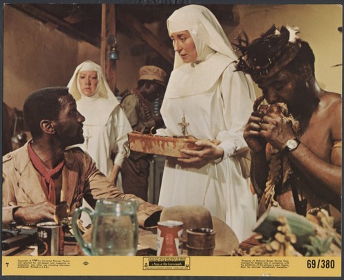 TWO NUNS FEEDING MEN A Nun At The Crossroads ‘69 | eBay