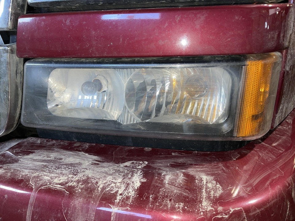 03 04 05 06 07 CHEVY SILVERADO 1500 CLASSIC Fog/mark/park/turn Light ...