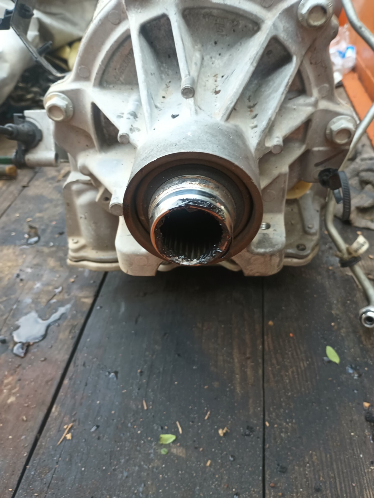 OEM Chevrolet 8-Speed 8L90E Transmission - for L3B 2.7 Silverado GMC ...