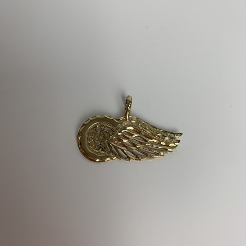 Detroit Red Wings 10k Yellow Gold Diamond Cut Logo Charm Pendant Tire ...