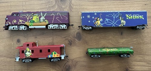 Bachmann HO Shrek Christmas Holiday Train Cars Donkey Puss in Boots ...