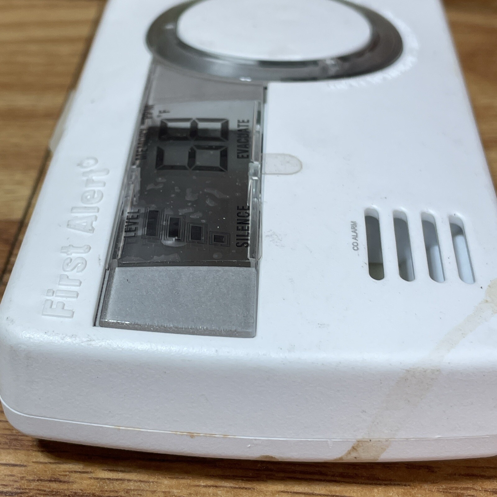 First Alert CO1210 Multi-Function Digital Dispaly Carbon Monoxide ...