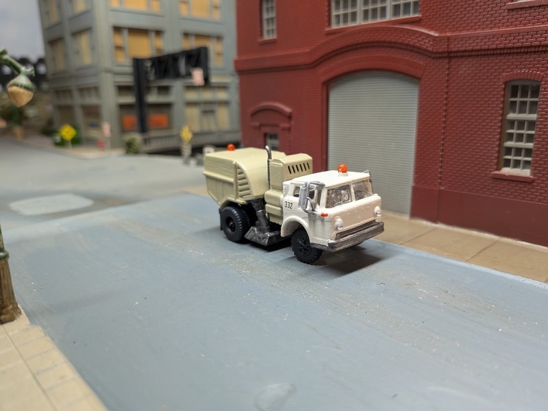 1/87 HO Scale Custom Built Ford C600/Tymco Street Sweeper. 3D Printed ...