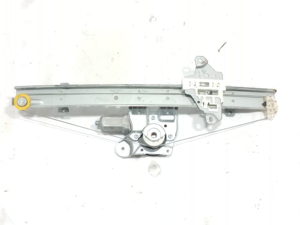 807305FA1A LEVE GLACE AVANT GAUCHE / 1140720 POUR NISSAN MICRA V K14 1. ...