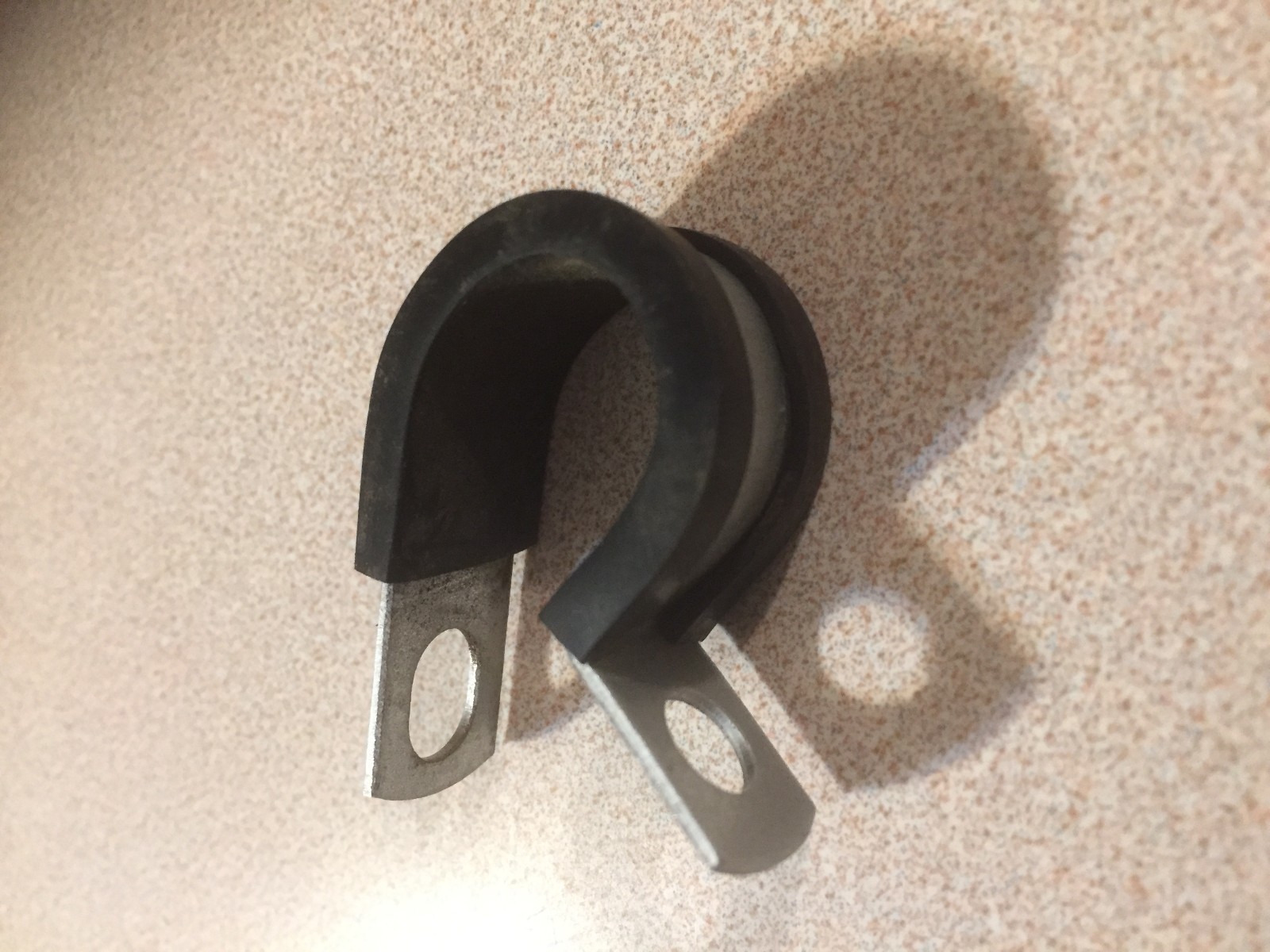 Bag of 20- 1/2" Line Loop Clamps Rubber Cushioned P Clips clamp hose ...