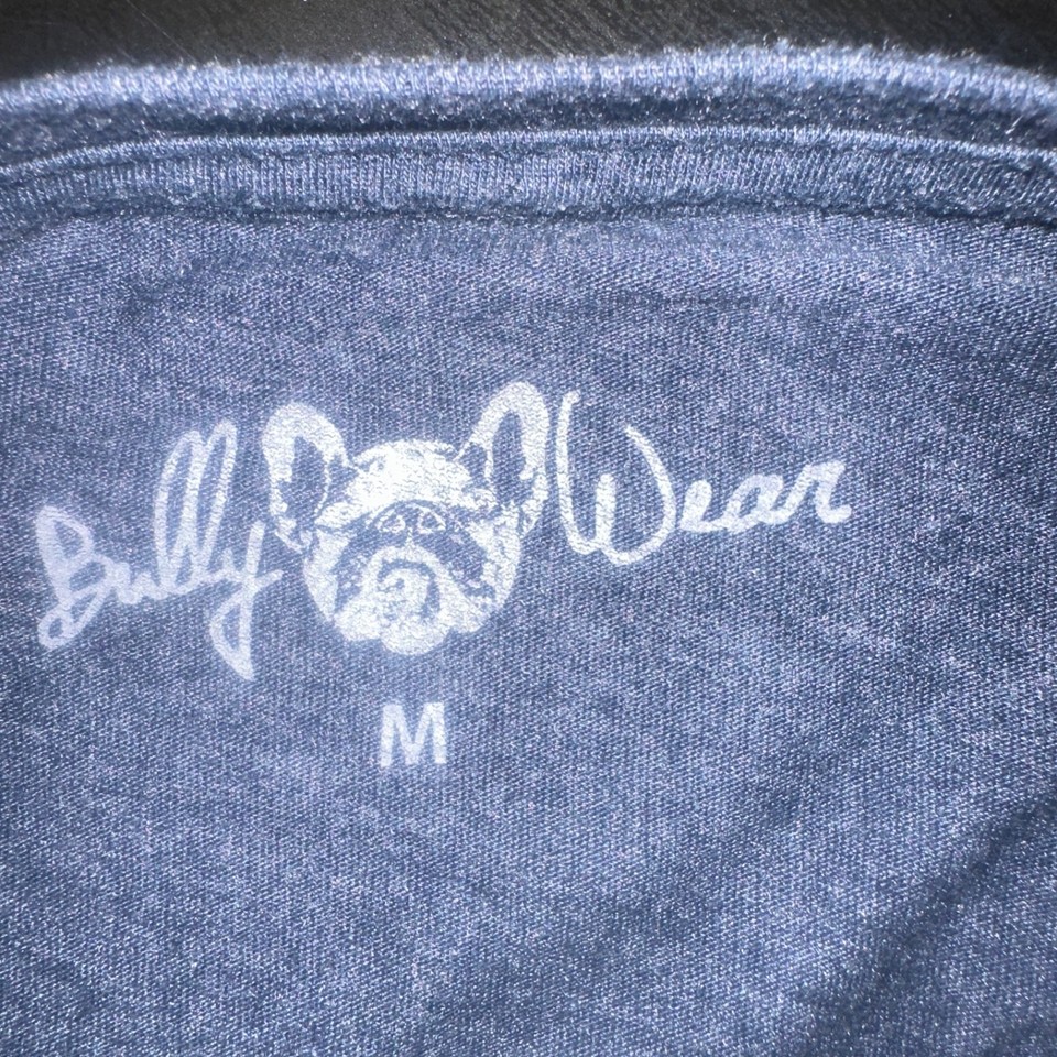 Bully Wear V Neck T Shirt Medium Gently worn Cotton blend no fabric tag ...