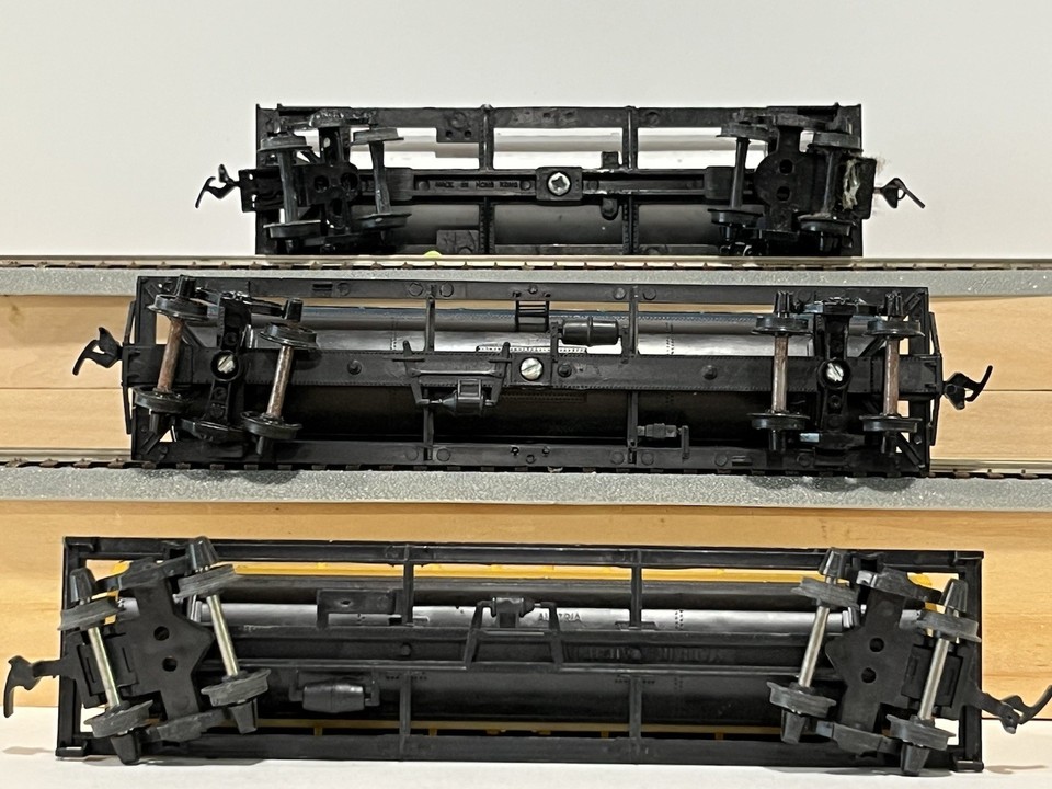 LOT OF 3 HO Scale Tank Cars (2) Dow Chemical, 1 Texaco. With 1 Original ...