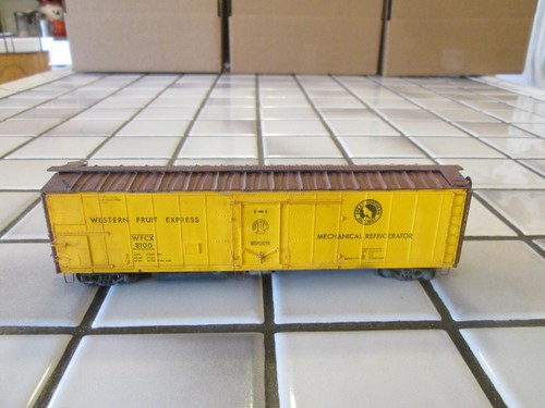 WESTERN FRUIT EXPRESS 50 foot mechanical reefer car HO scale //// | eBay