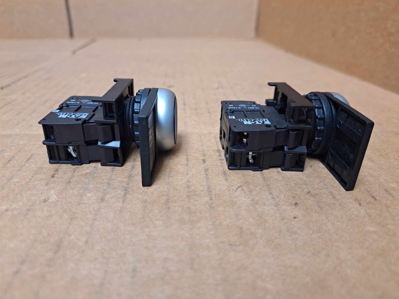 Eaton Blue Illuminated Push Button (Lot of 2) Part No. M22-K10 w/ M22 ...