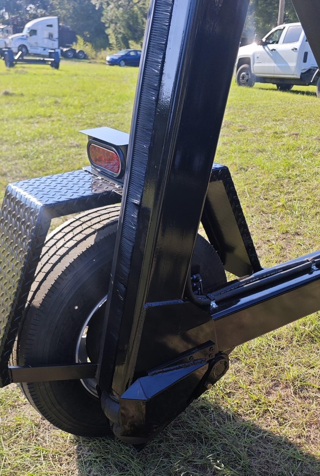 Hydraulic Reel Trailer. Effortlessly lift and wind or unwind your reels ...
