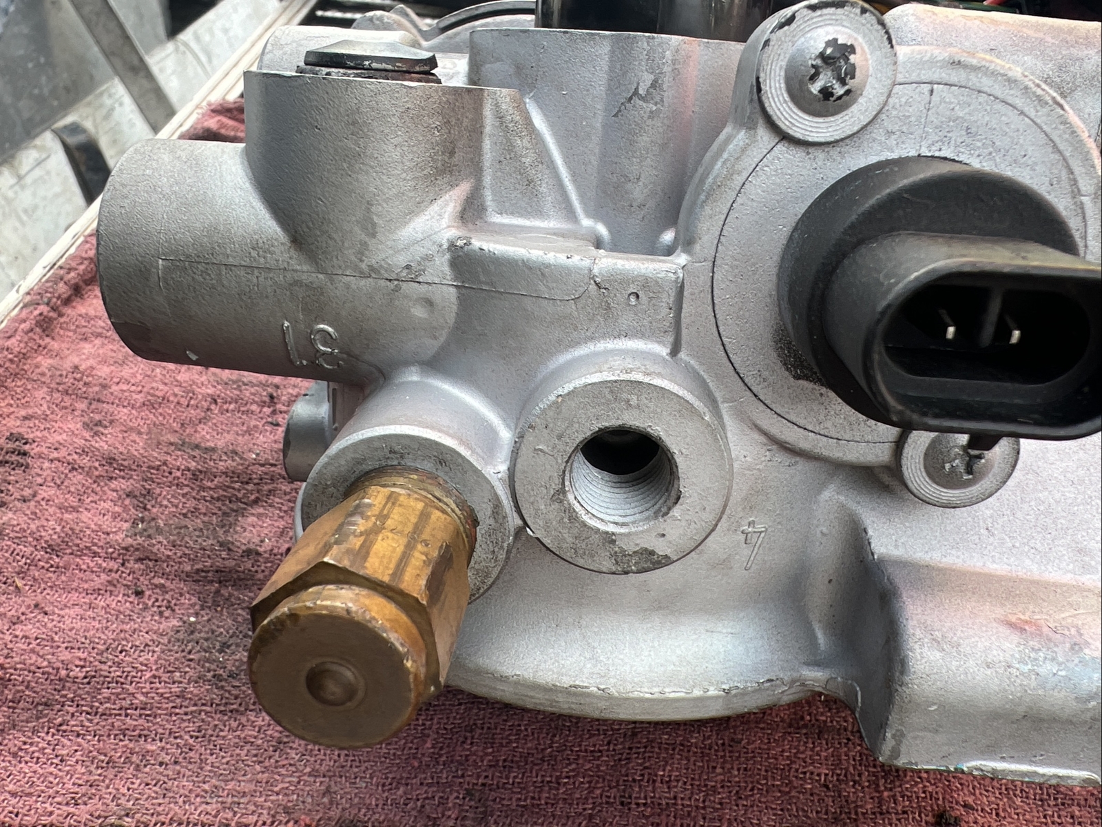 Wabco 4324130010 Air Dryer Genuine | eBay