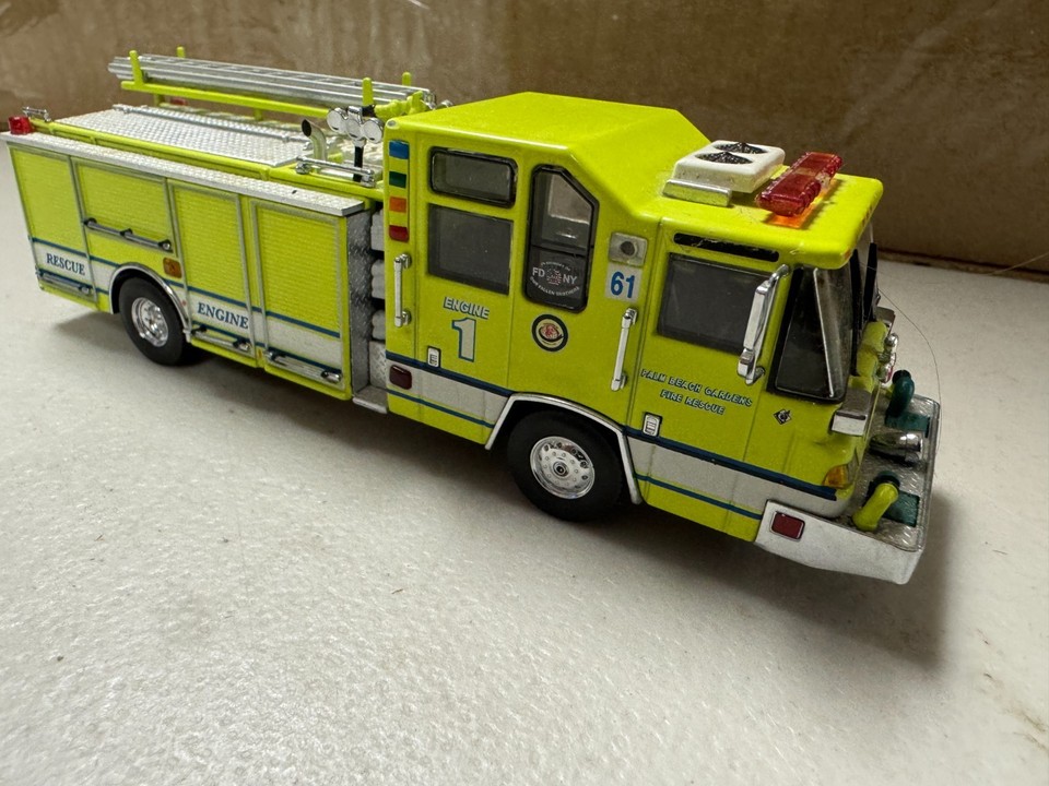 CODE 3 Palm Beach Gardens Pierce Quantum Engine 1 No.12778 | eBay