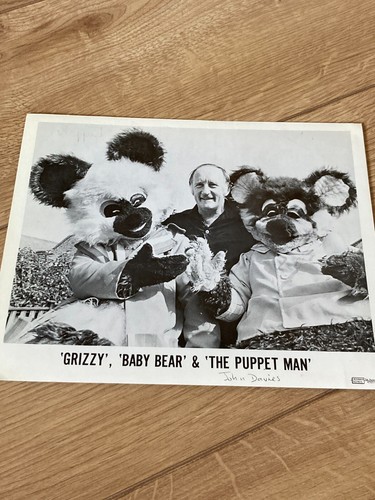 Grizzy, Baby bear & The Puppet Man John Davies rare original press ...