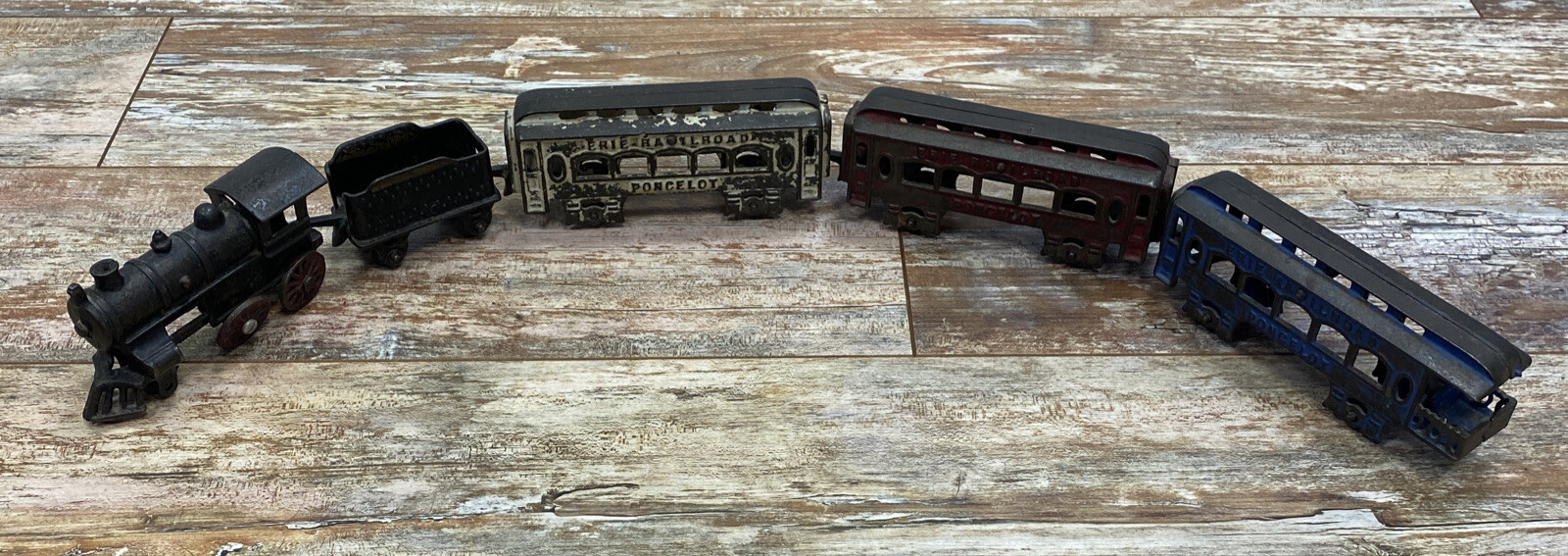 Antique Cast Iron Train Set Original Erie Railroad Poncelot 5 Pieces ...